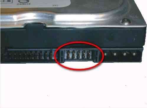 ¿Cuál Es el Propósito de los Jumpers De un Disco Duro IDE?