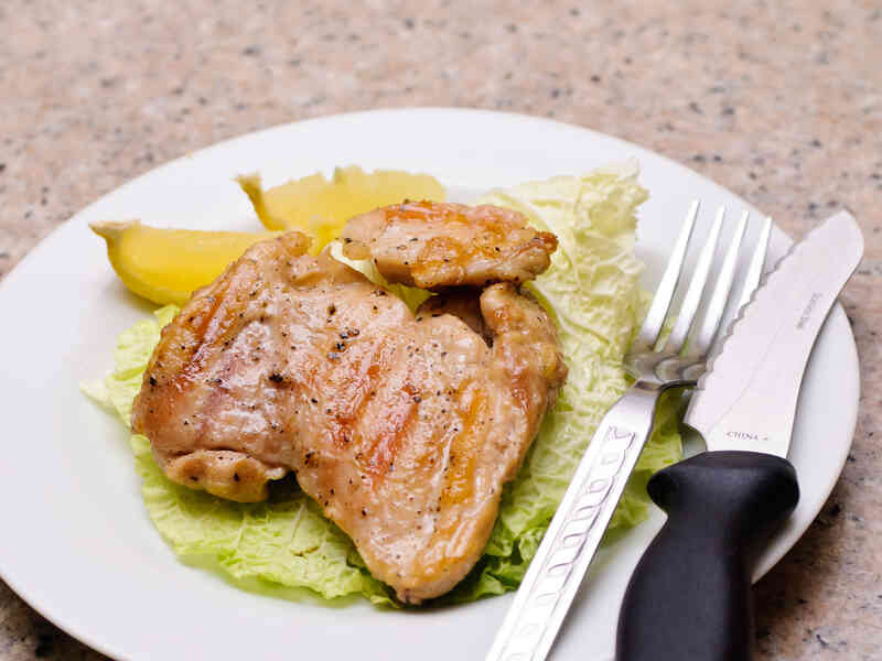 Cómo Preparar Muslos de Pollo sin piel Deshuesado