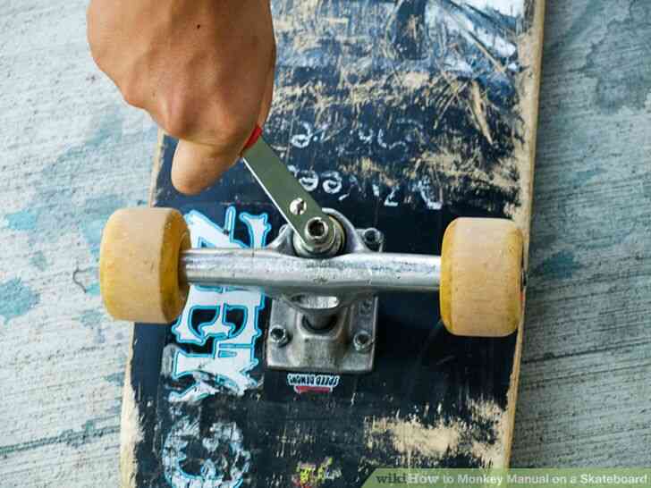 Cómo Mono Manual en un Monopatín